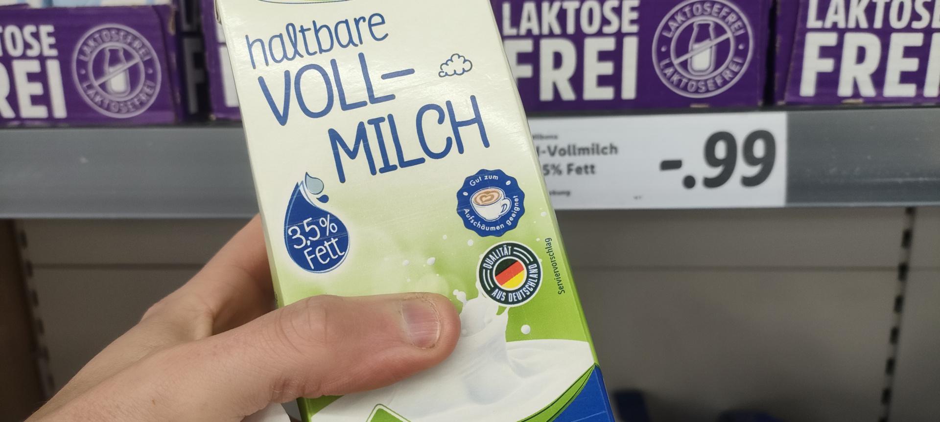 Milk 3,5%Fat: How much does it cost in Germany?